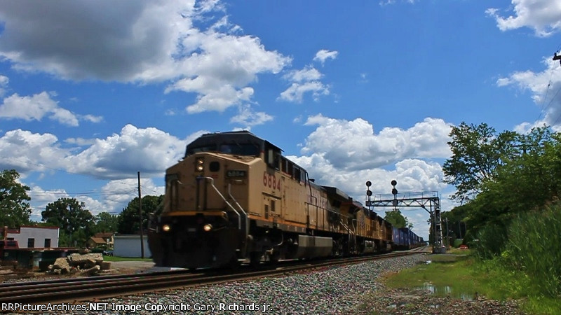 UP 6884, 5488, & 4961